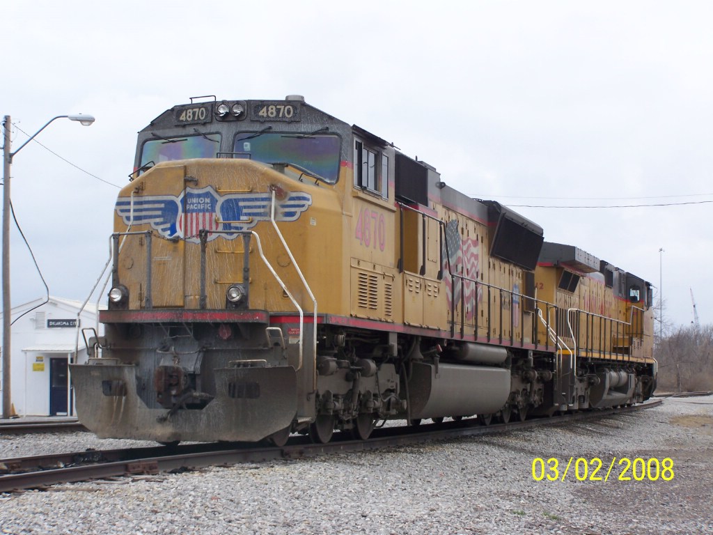 UP SD70M 4870